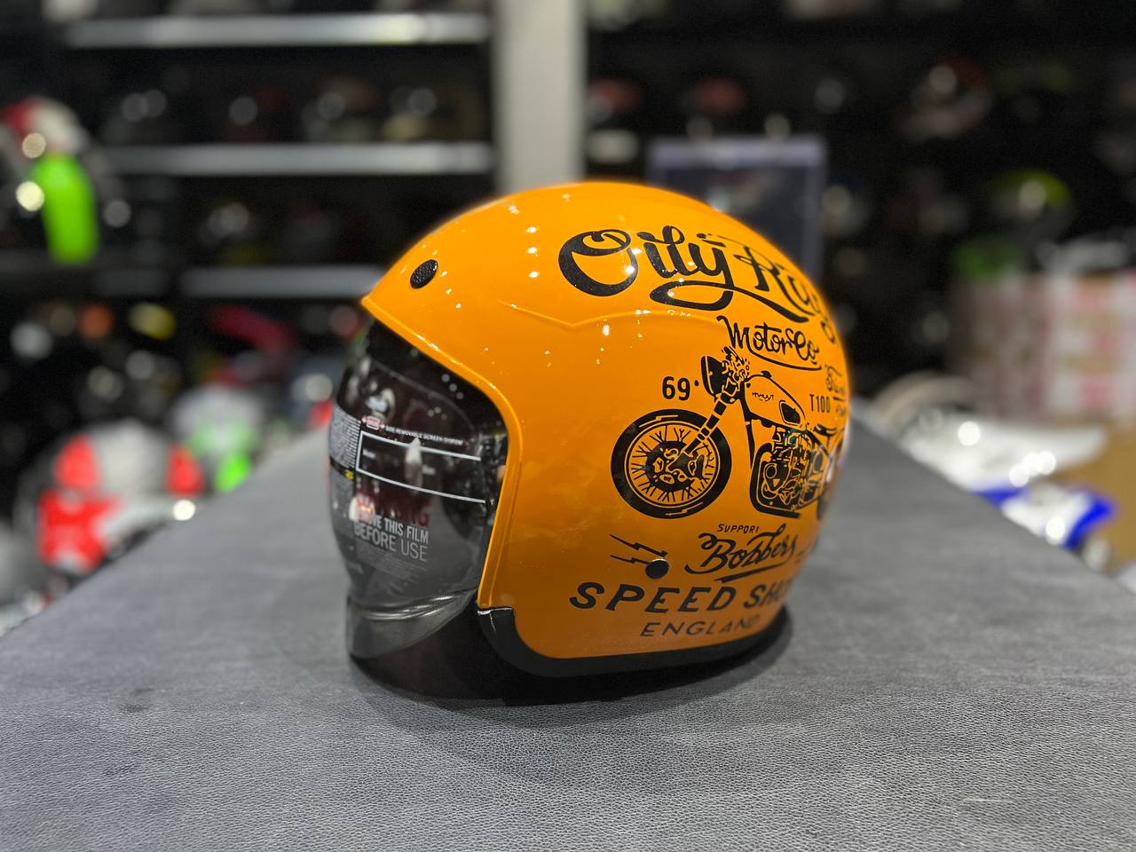 KIO JET Vintage Gloss Yellow - KMX Helmets